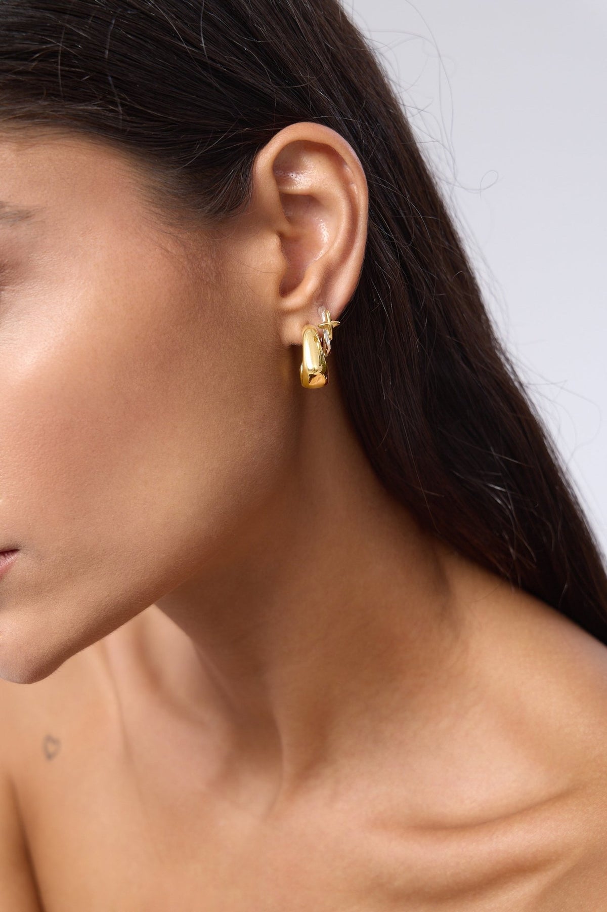 Astra Star Mini Hoops | Flaire & Co.